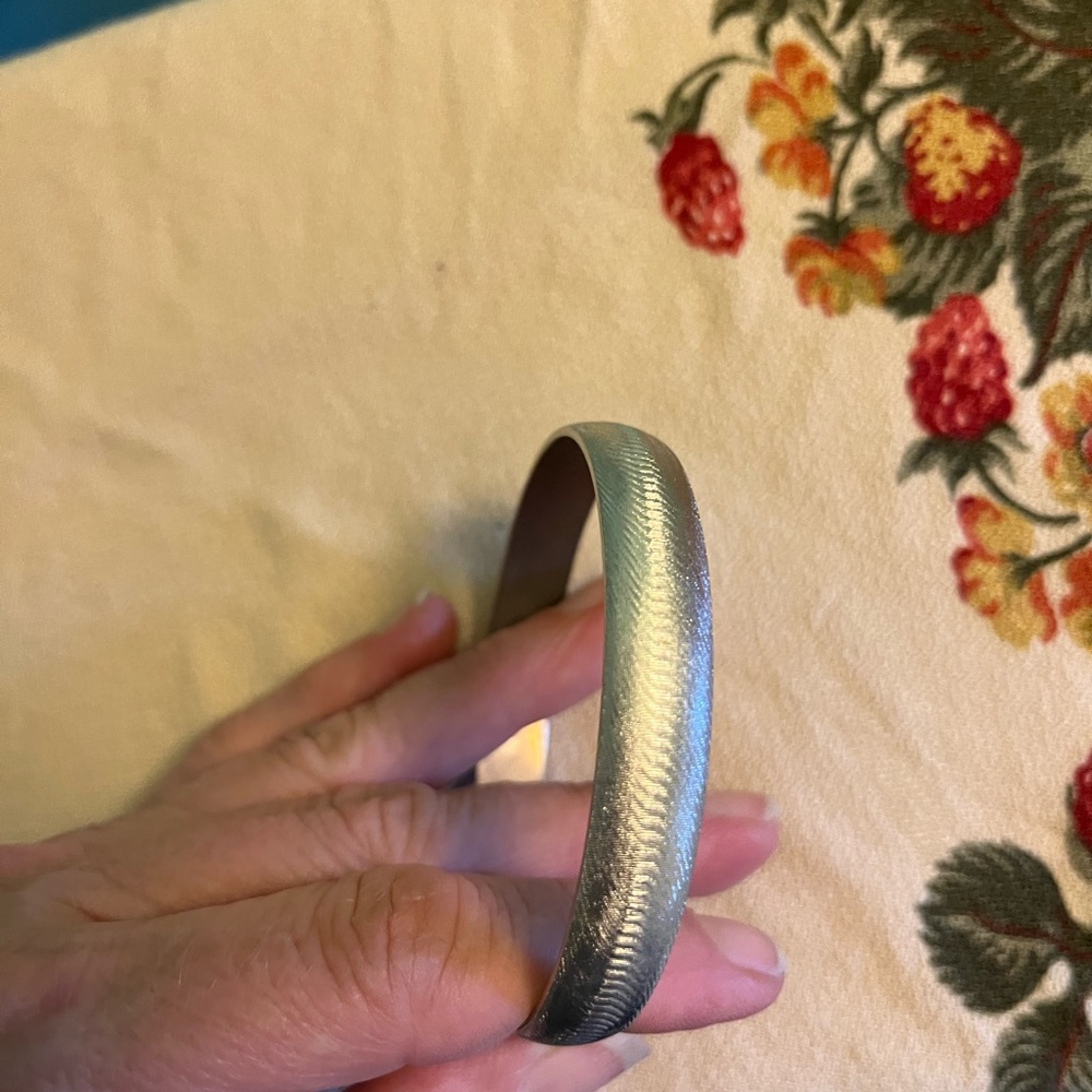 Vintage Monet Brushed Metal Silver Bracelet. 2 1/2 In… - Gem